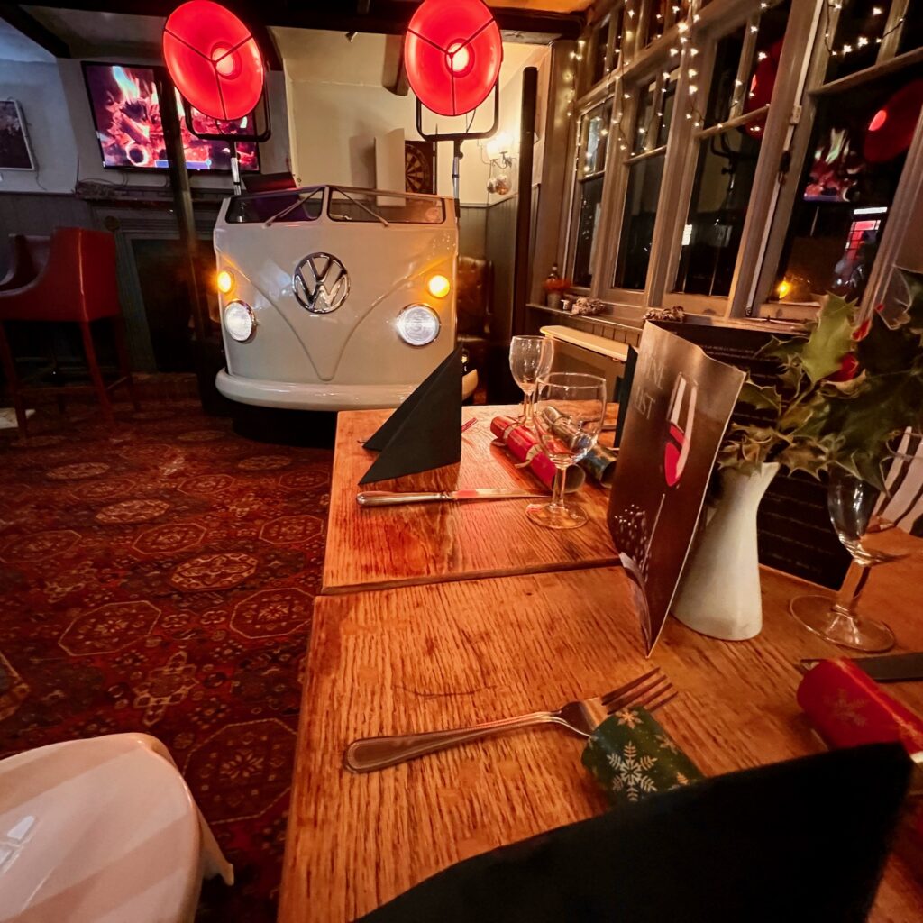 Music log, Red Lyon Slinfold, 19th December 2022